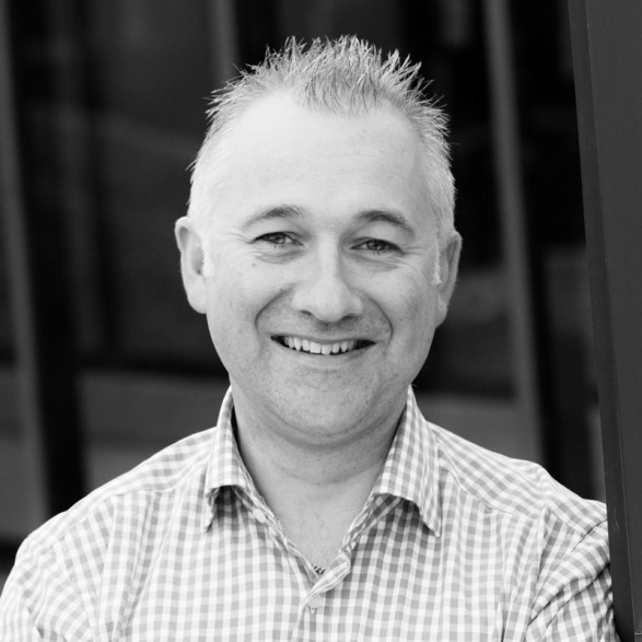 Biography - Jonathan Guy